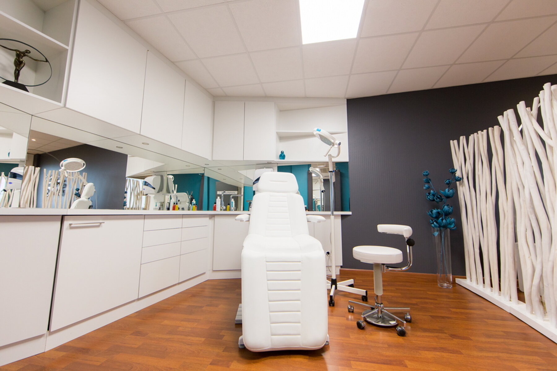 ᐅ Aménagement intérieur à Mâcon ≡ Cabinet médical par Mathieu - Archidvisor